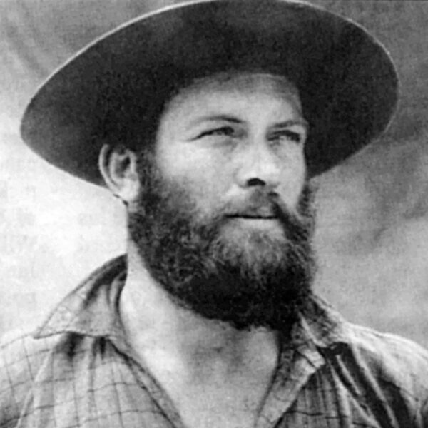 Movies - Ned Kelly - Australian Iron Outlaw | Hero | Legend