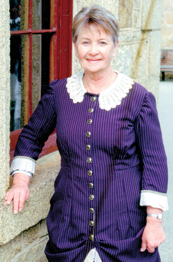 Ellen: A Woman Of Spirit - Ned Kelly - Australian Iron Outlaw | Folk ...